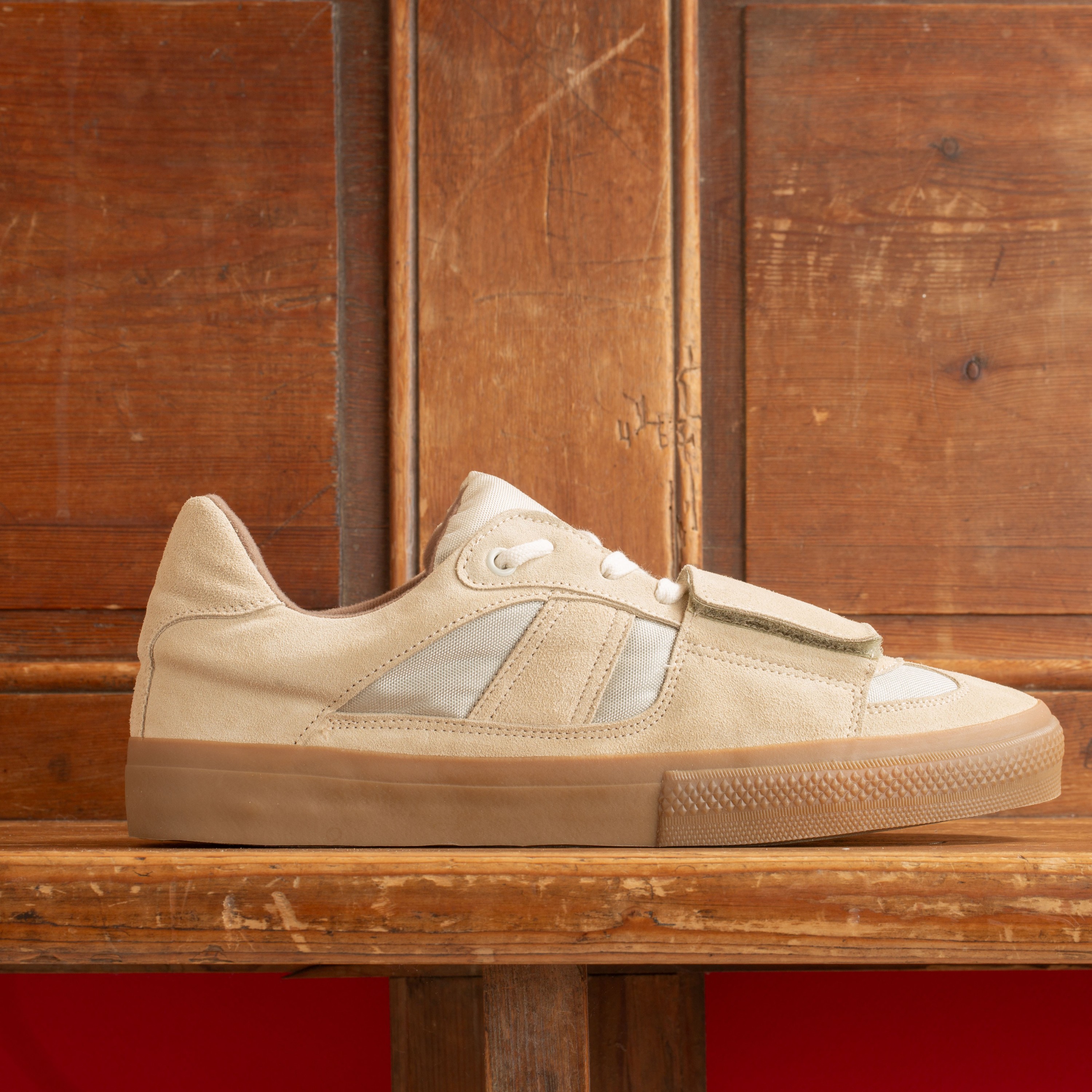 REPRODUCTION OF FOUND / German Military Trainer Mod. Skate Natural