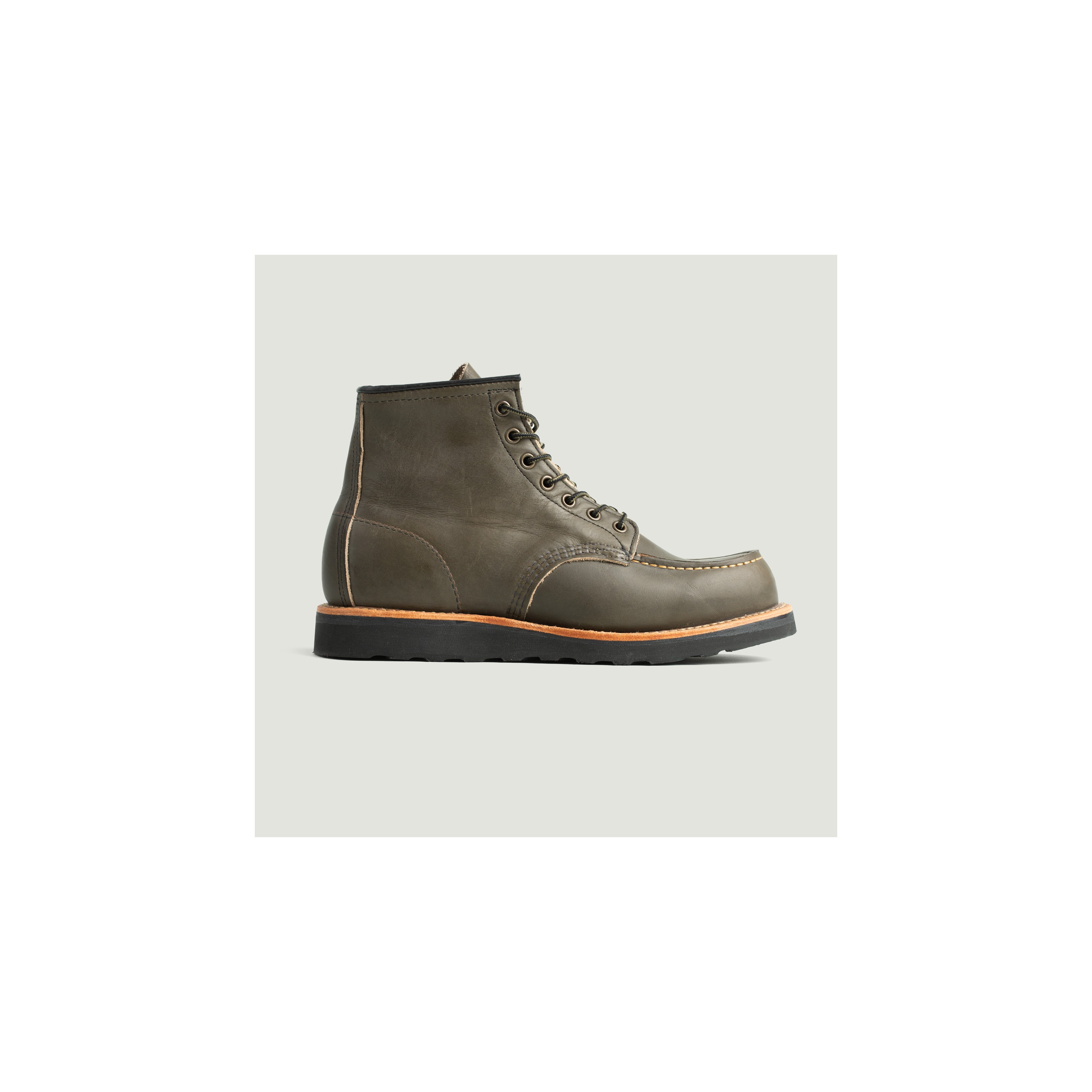 RED WING SHOES / Moc Toe 8828 Alpine Portage
