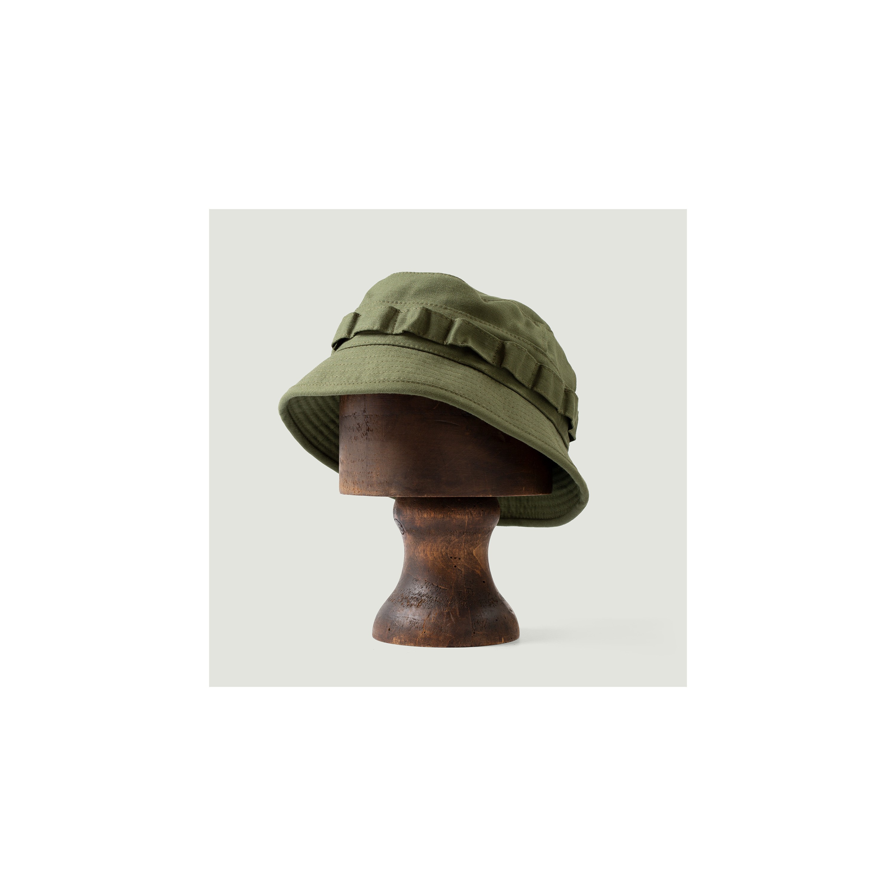 BEAMS PLUS / Jungle Hat Back Satin Olive Green